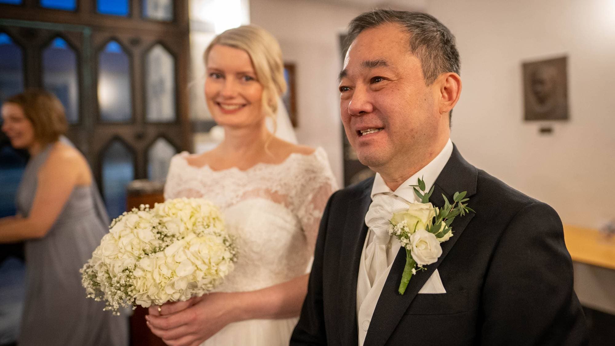 Korona: Da Stephen Fu våknet fra koma fridde han til kjæresten – NRK ...