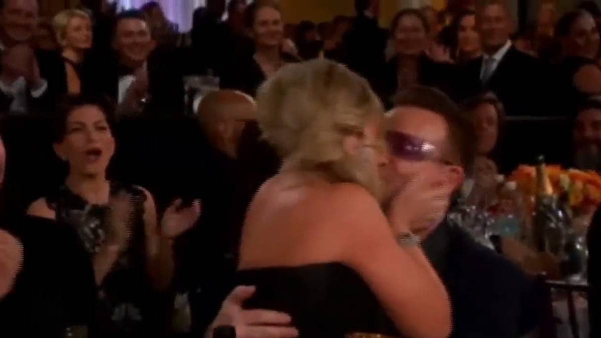 Klinte til Bono da hun vant – bokstavelig talt – Filmpolitiet