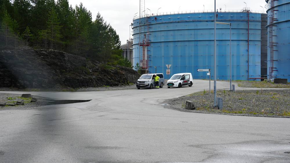 Klimaaktivister blokkerte Kårstø prosessanlegg – NRK Rogaland – Lokale ...