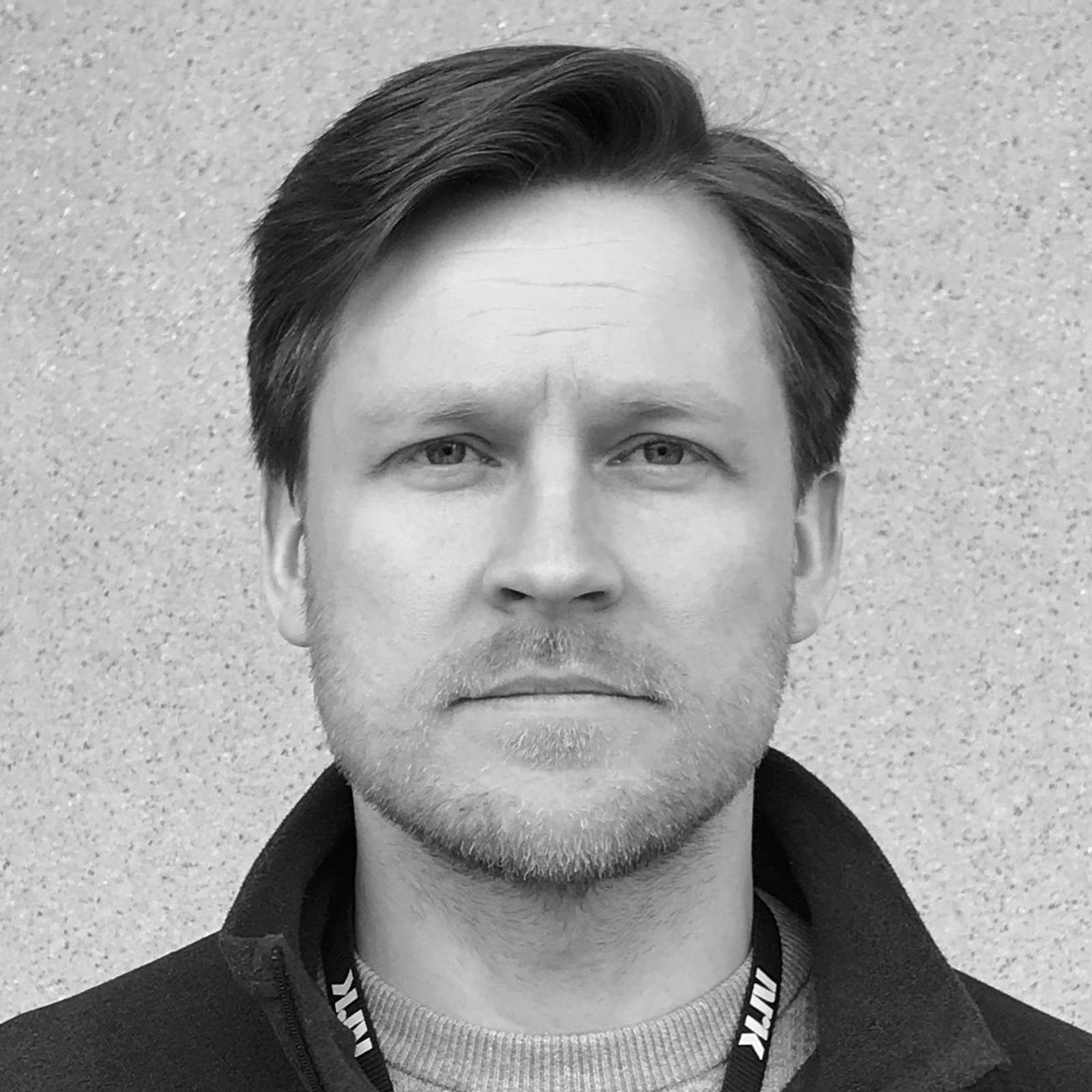 Granatangrepet: Foreldrene til 13-åring tiltalt for familievold – Stor-Oslo