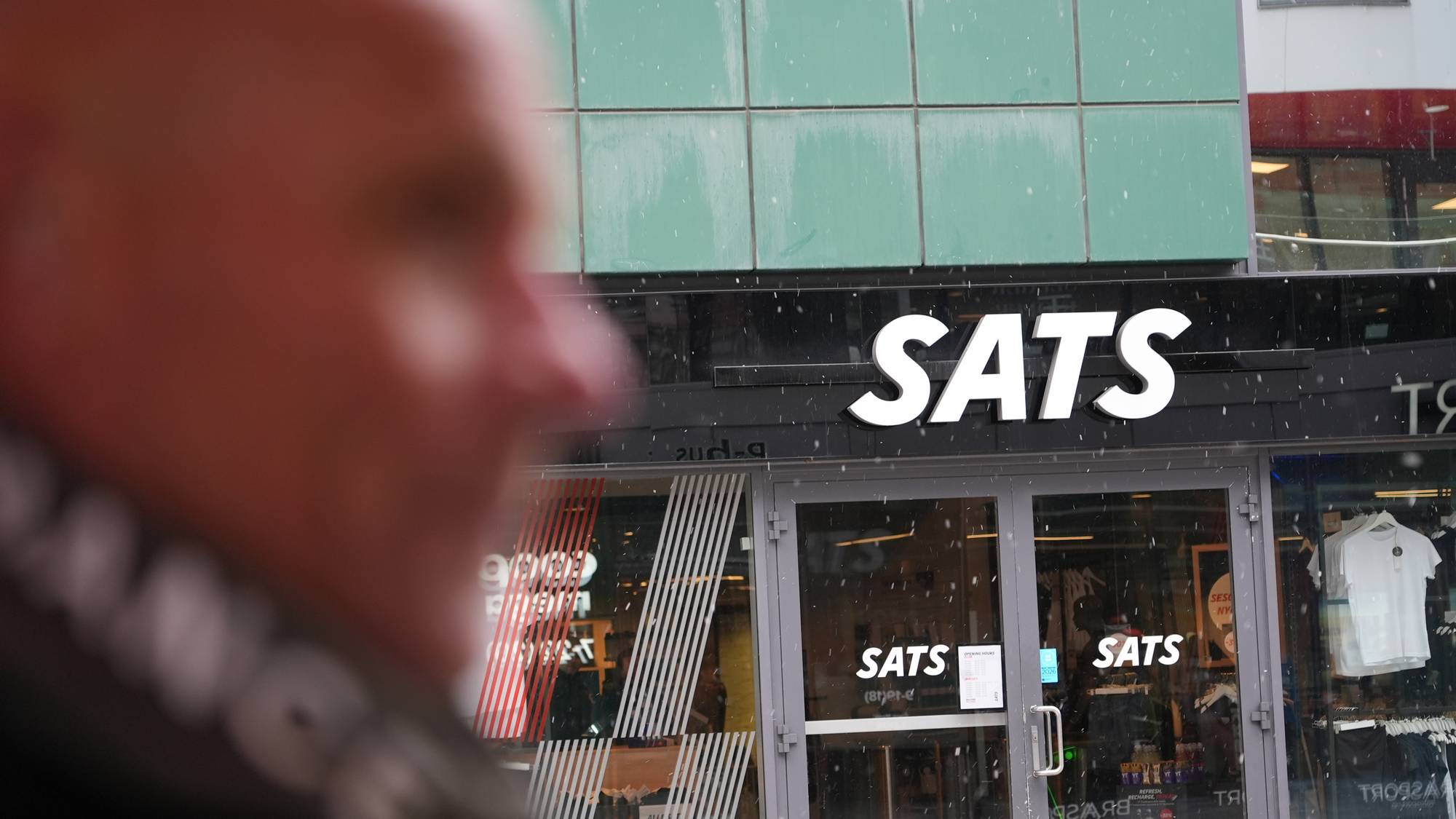 Håkan Walldén skada på sats - fekk tilbod om gratis trening – NRK Norge ...