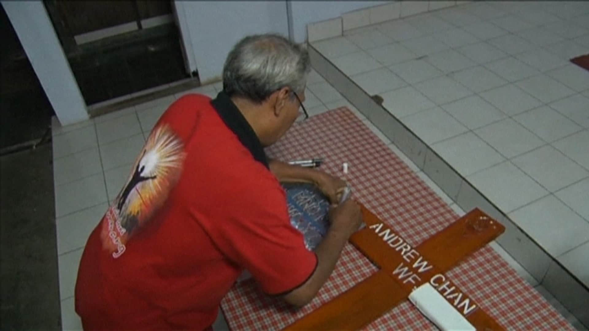 Familiane tok farvel med dødsdømde i Indonesia – NRK Urix – Utenriksnyheter og -dokumentarer