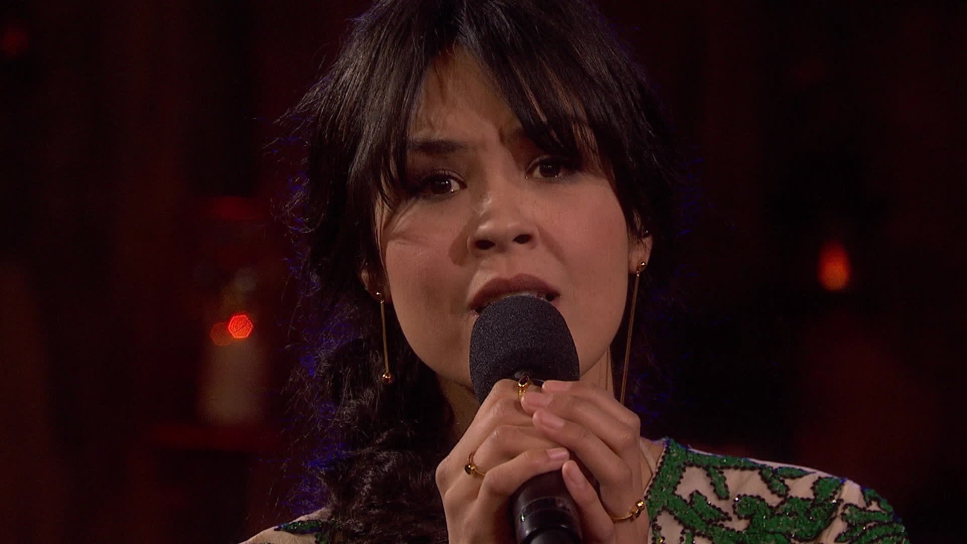 Maria Mena — «Home For Christmas» – NRK