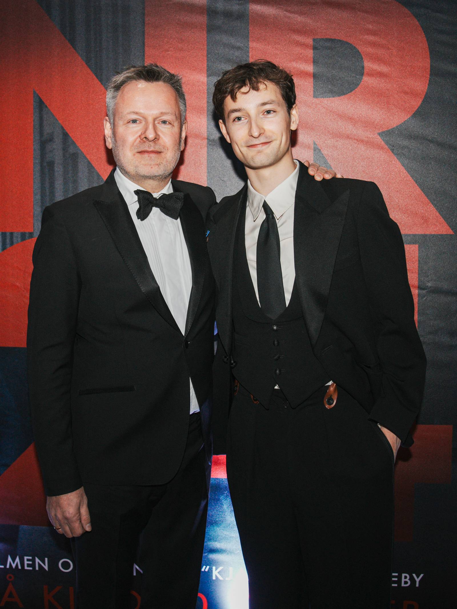 Tusvik kritiserer dagens krigsfilmer: Trøndelag Teater setter opp ...