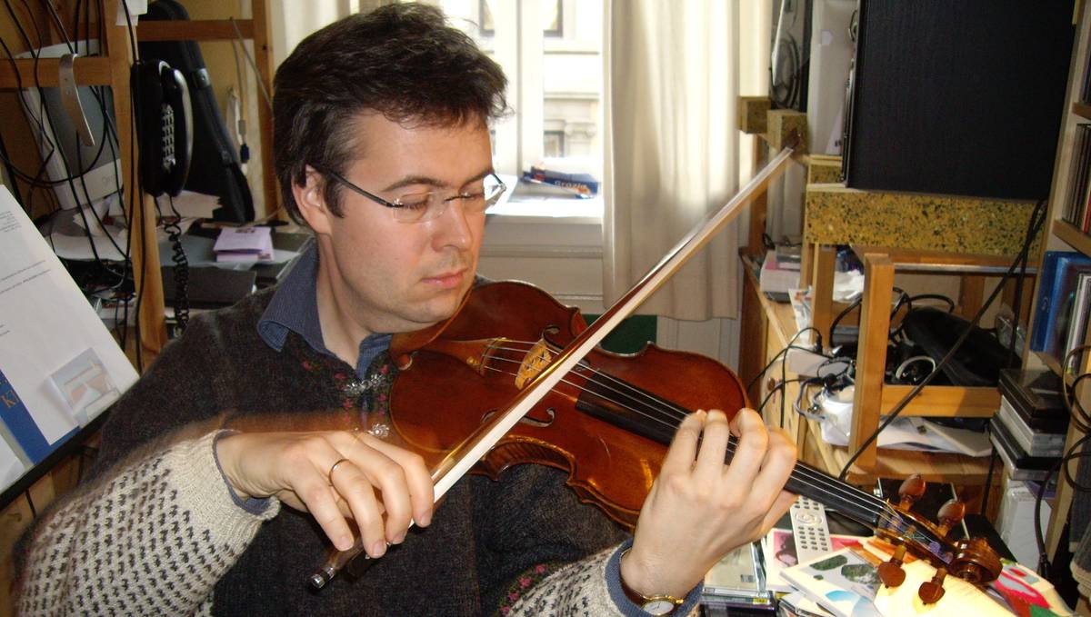 Lotsberg med ny solofiolin-CD – Arkiv