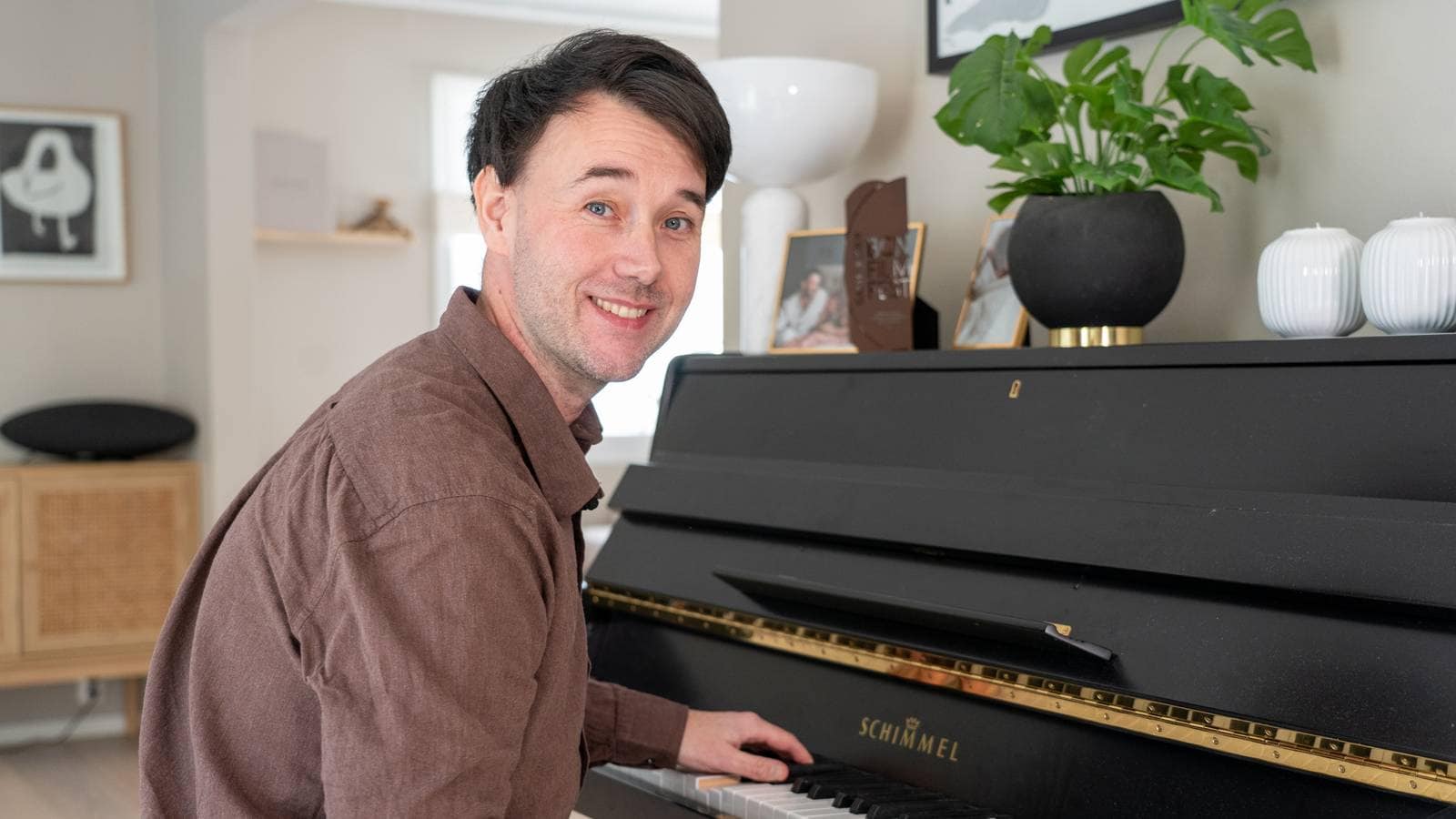 Komponist Raymond Enoksen har laga musikk for nokre av dei mest sette ...