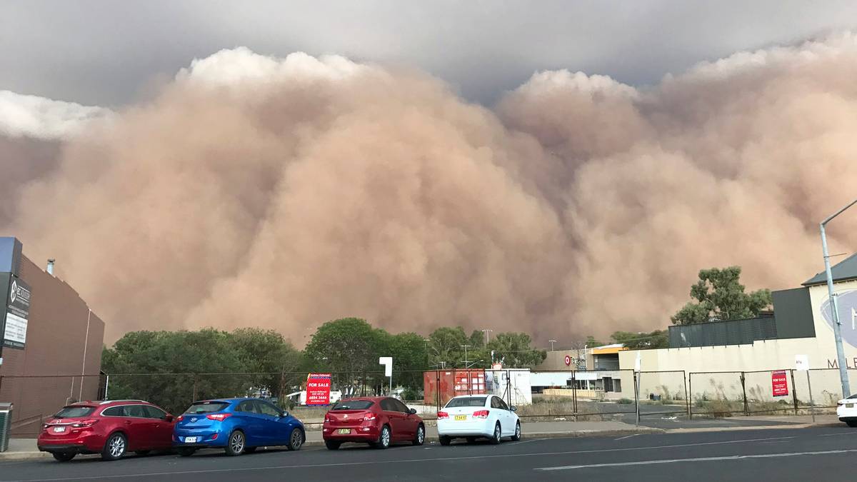 Hagl, sandstorm og flom i Australia – NRK Urix – Utenriksnyheter og ...
