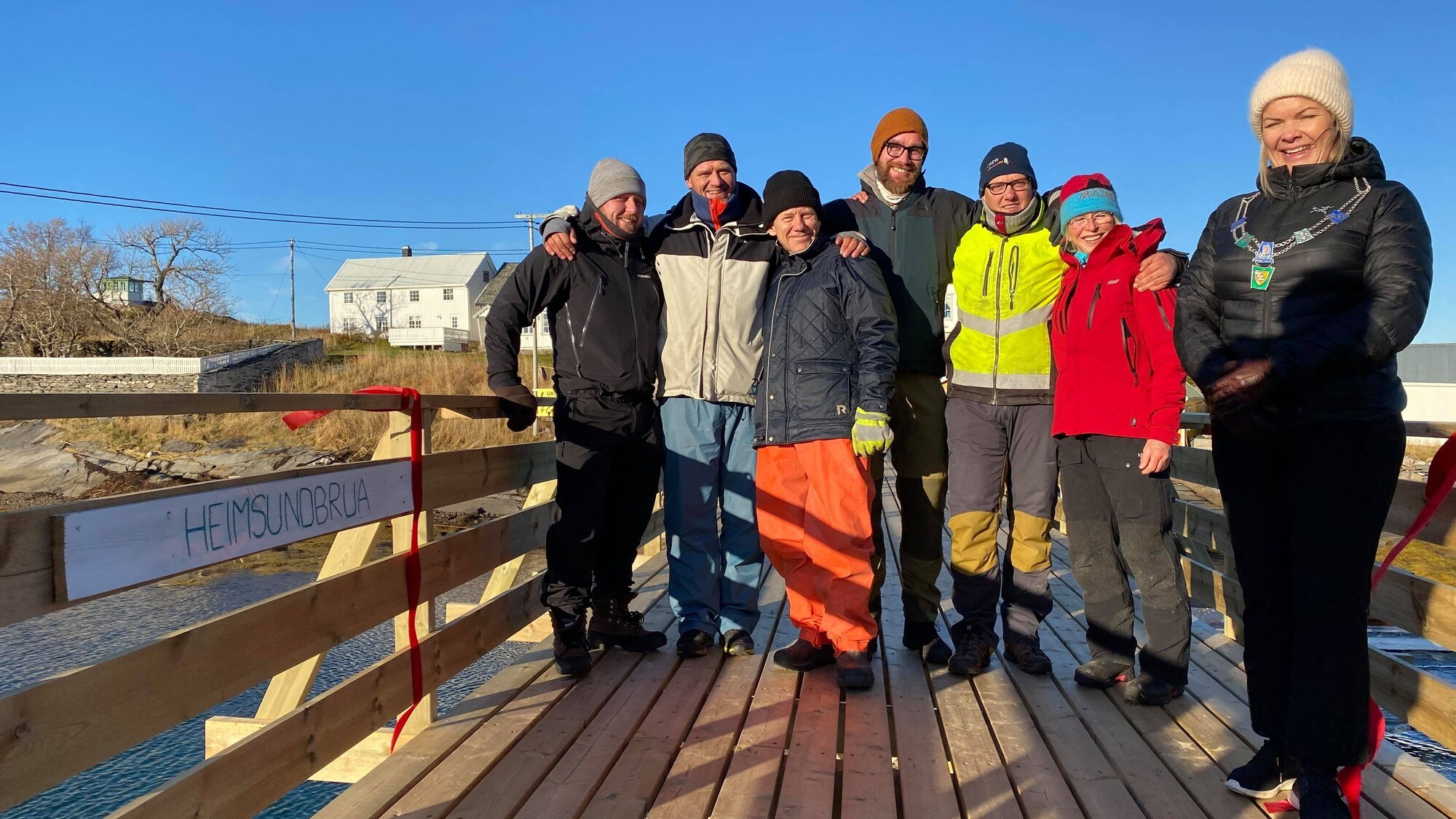 Tidligere rusmisbrukere og kriminelle bygde 60 meter lang bru i Steigen ...