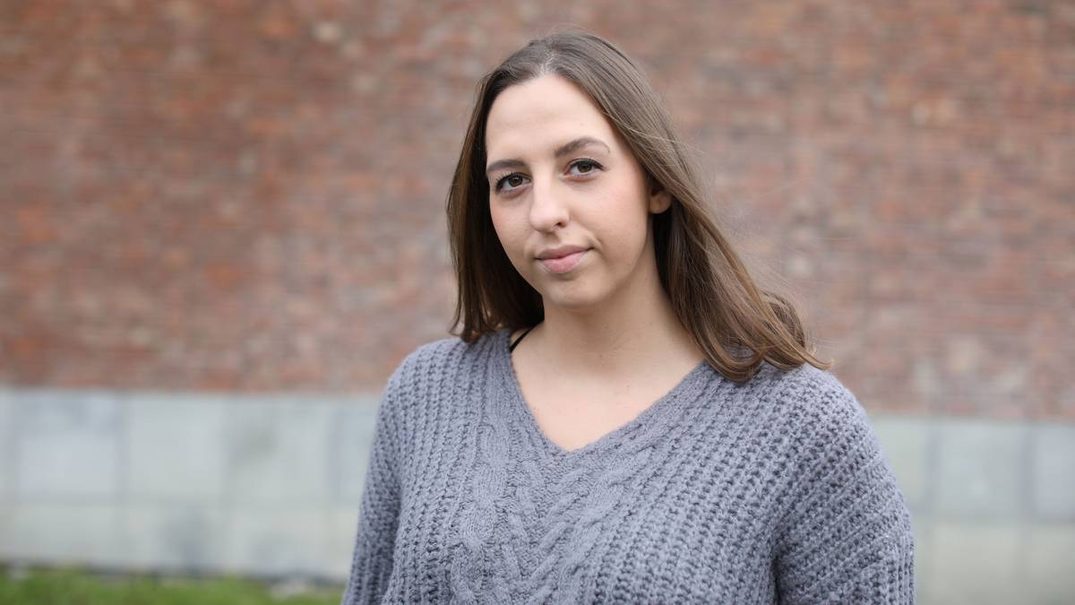 Amanda (21) klødde i et halvt år uten å vite hvorfor – NRK Vestfold og ...