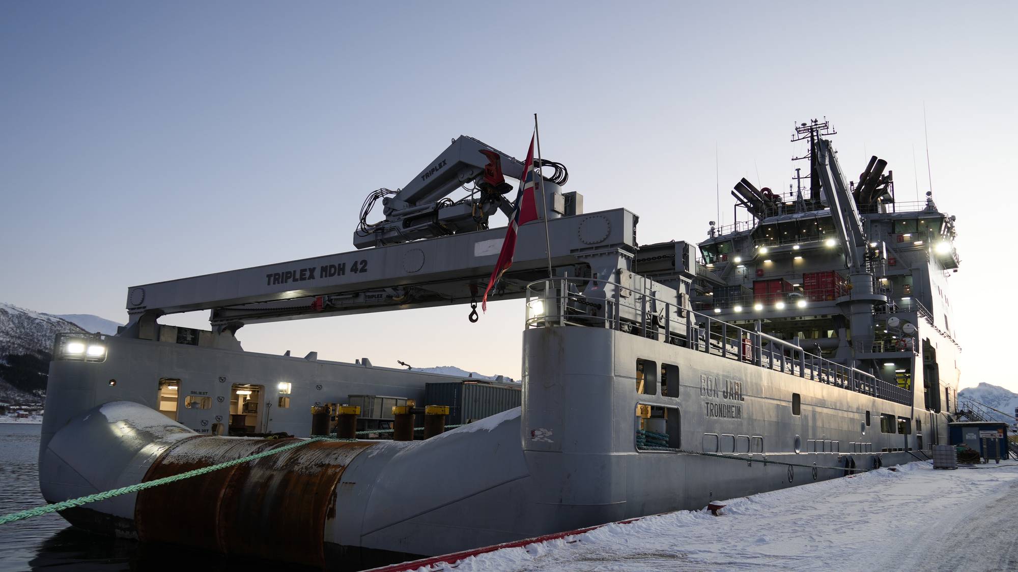 En av Norges største fiskeri­havner er drevet av Russland på Svalbard ...