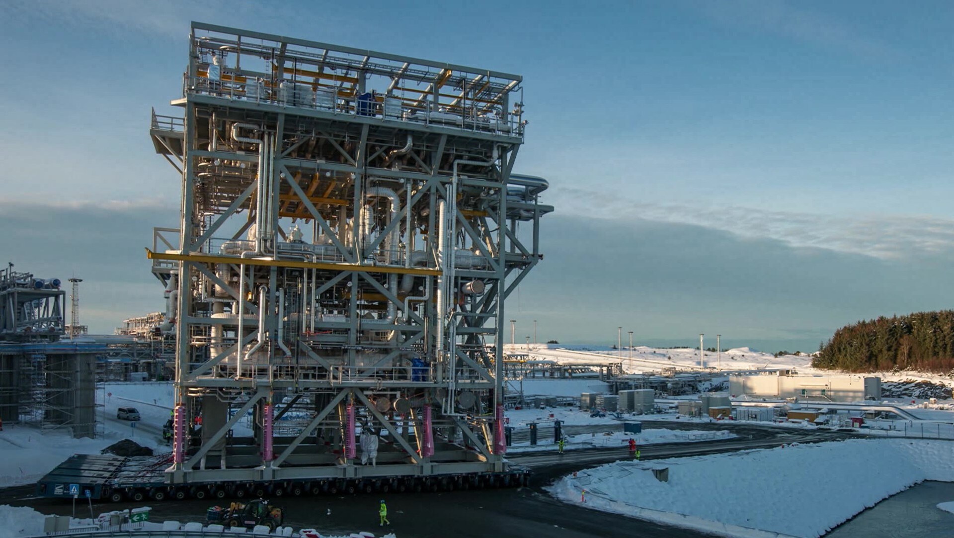 GIGANTUTBYGGING PÅ NYHAMNA – NRK