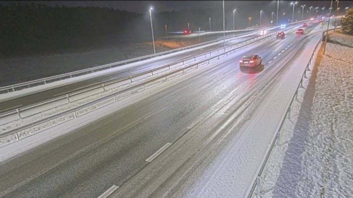 Glatte veier på Østlandet – Siste nytt – NRK