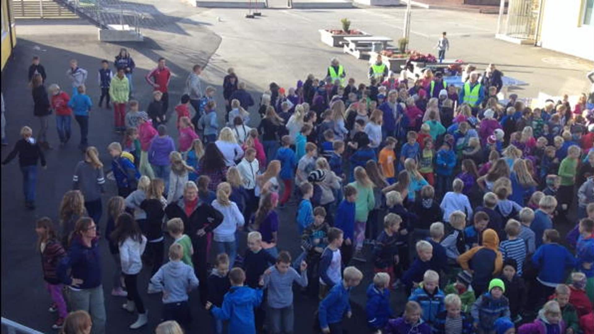 BlimE - Landvik skole - 4886 – NRK