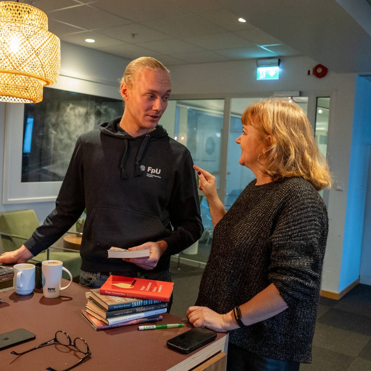 Bokbrevet #46 FpU-leder Simen Velle gir boktips – Siss Viks bokbrev