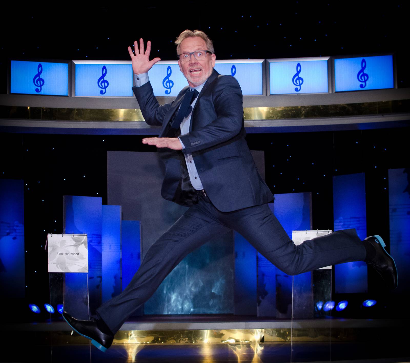 Amara vil lage Norges nye VM-låt – NRK Kultur og underholdning