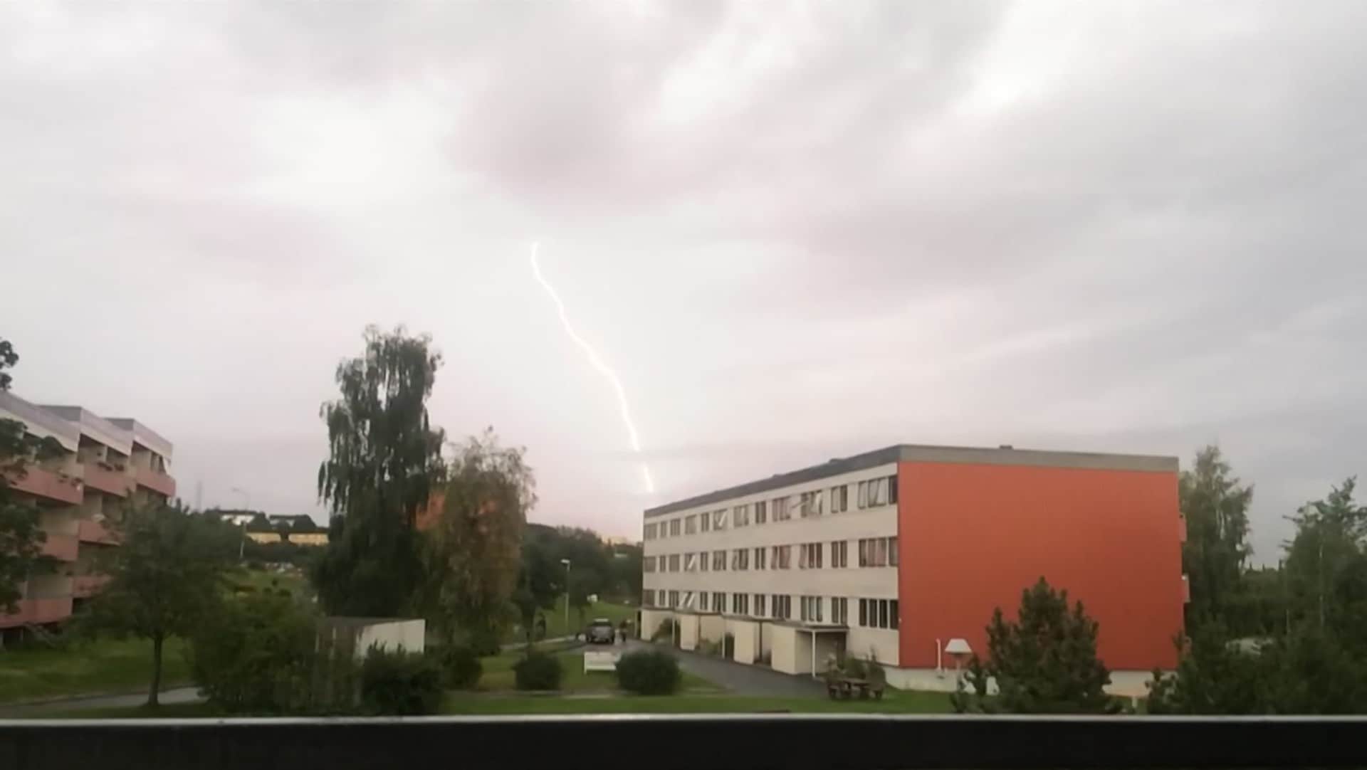 Torden Og Lyn I Trondheim Nrk