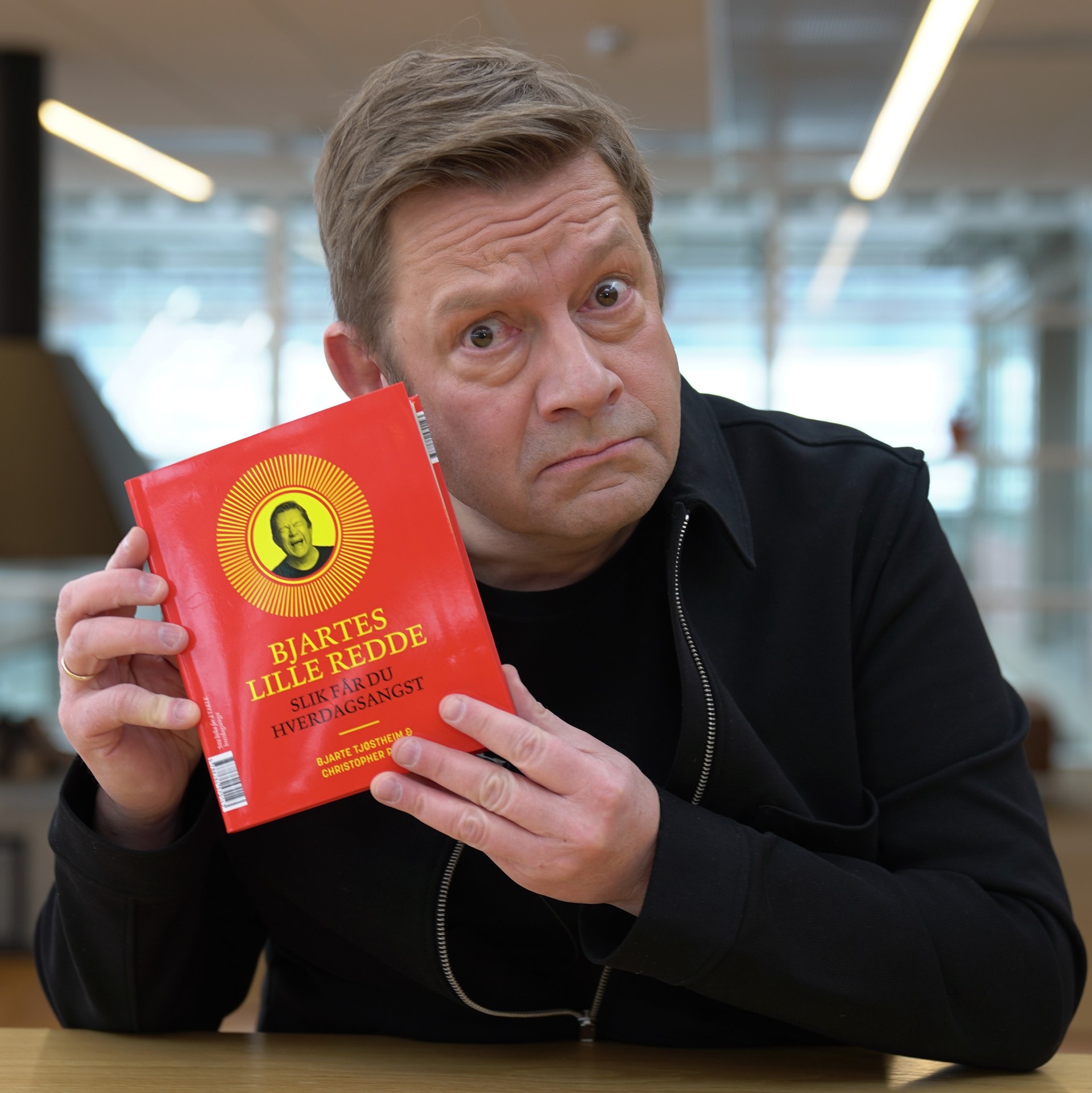 Slik får du angst med Bjarte Tjøstheim – NRK