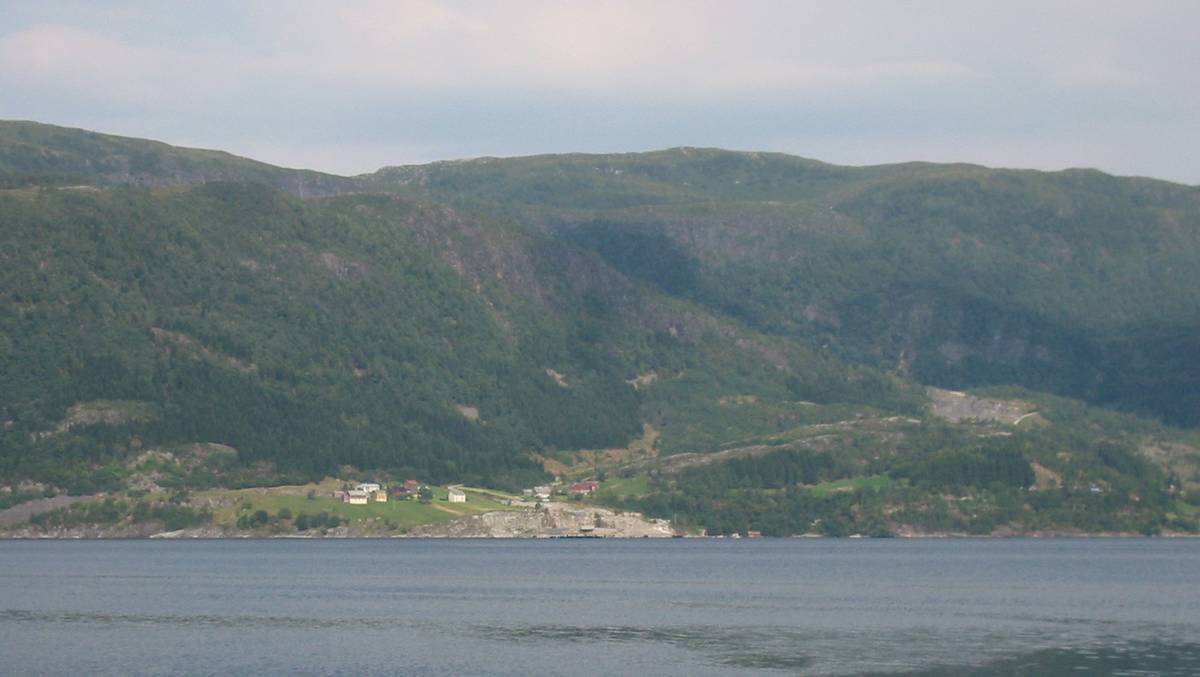 Naustdal seier ja til rutil – NRK Vestland