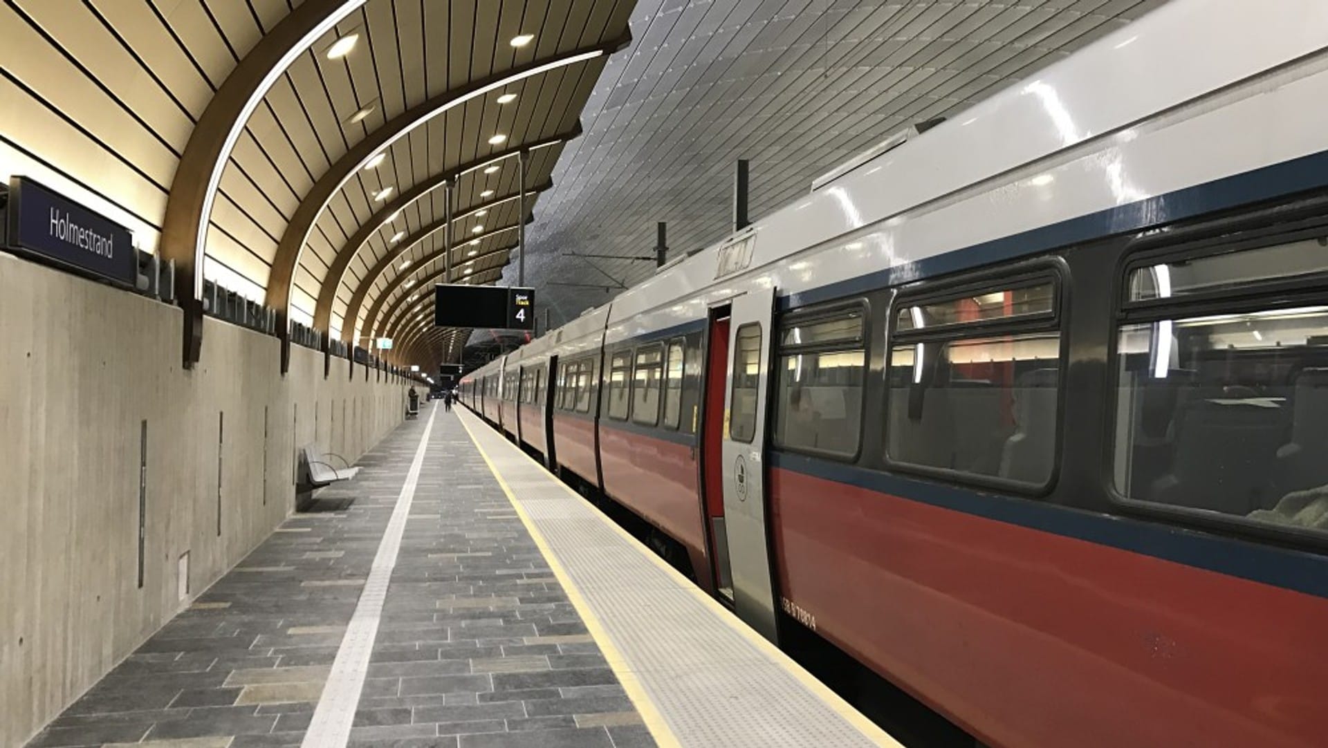 Holmestrand stasjon – NRK