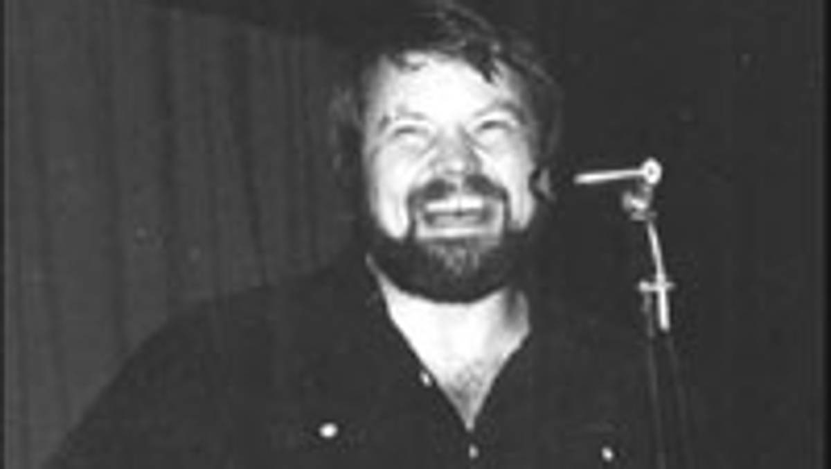 Feirer Trygve Hoffs 70 år – NRK Nordland