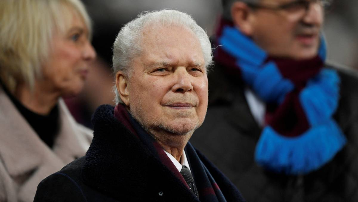 West Ham-eier David Gold er død – NRK Sport – Sportsnyheter, resultater ...