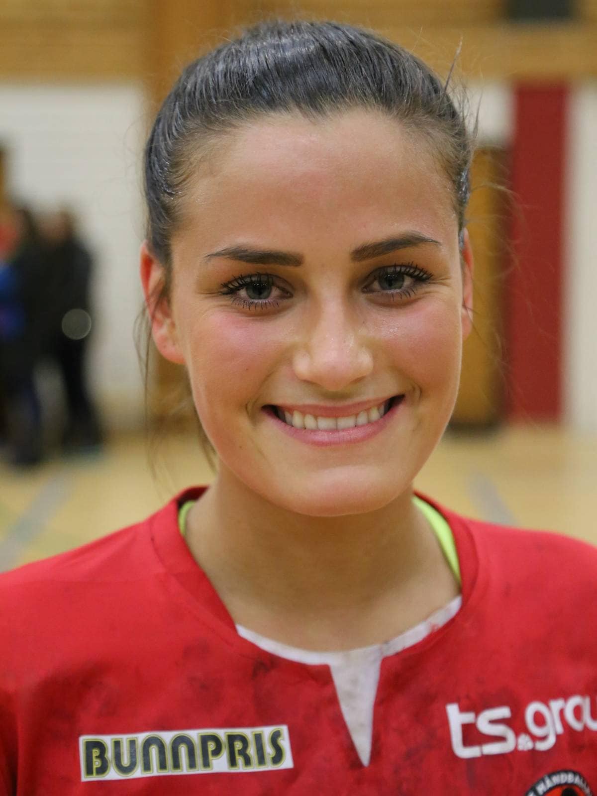 Hun kan bli verdens beste håndballspiller – NRK Sport – Sportsnyheter ...