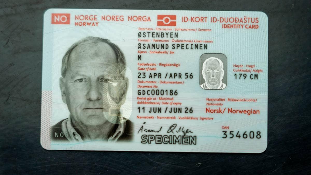 Produksjonsfeil på nasjonale ID-kort – Siste nytt – NRK