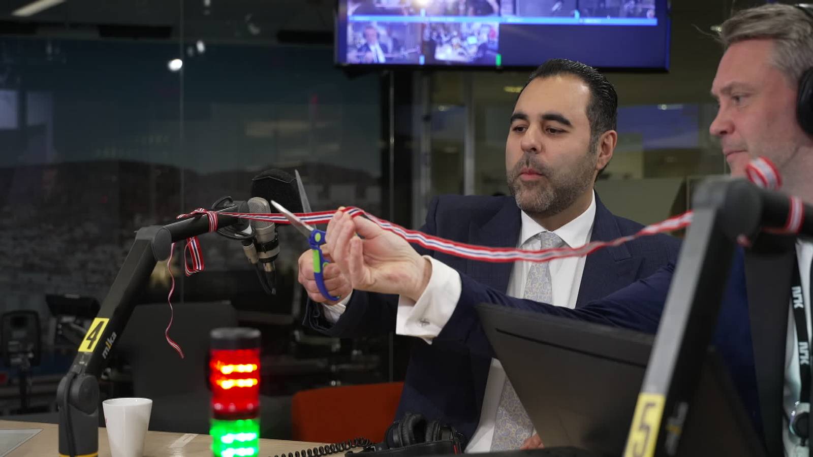 Reiser gjennom gjenopprettet fylke: NRK-reporter skal haike i 30 minus ...