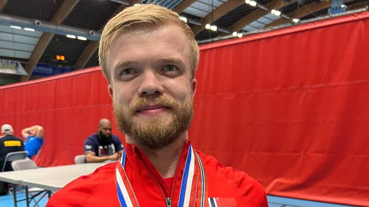 Myrvang vann VM-gull i benkpress – NRK Vestland
