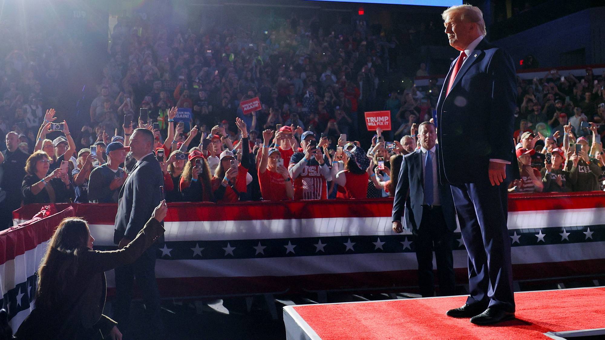 USA-valget 2024: Harris og Trump med intens innspurt i vippe­statene ...