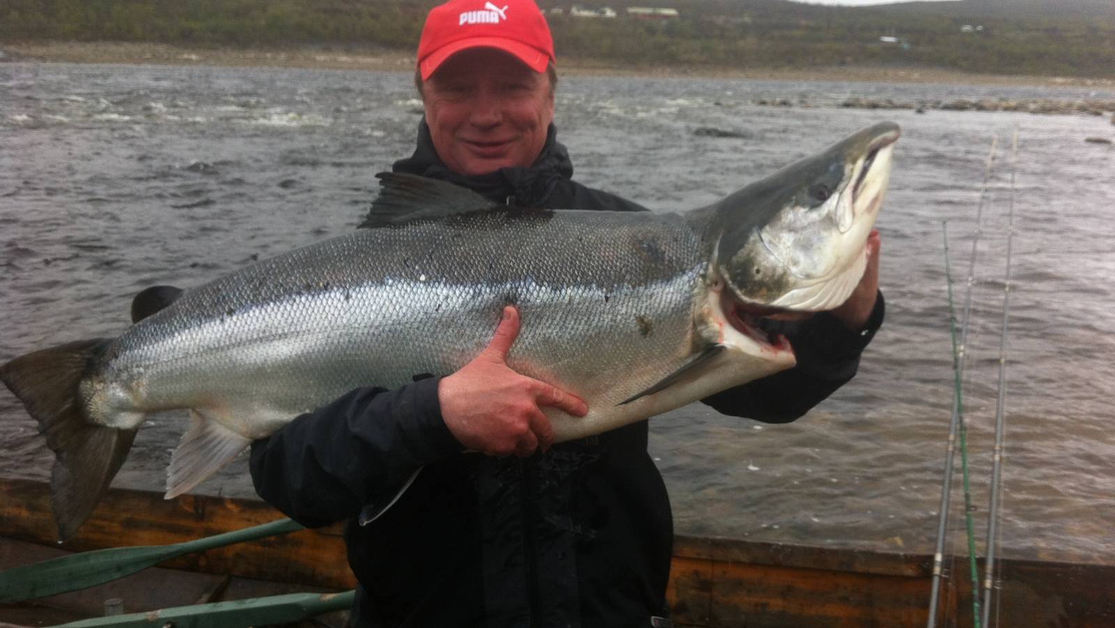 Årets største Tana laks – NRK Sápmi - samiske nyheter, kultur og ...