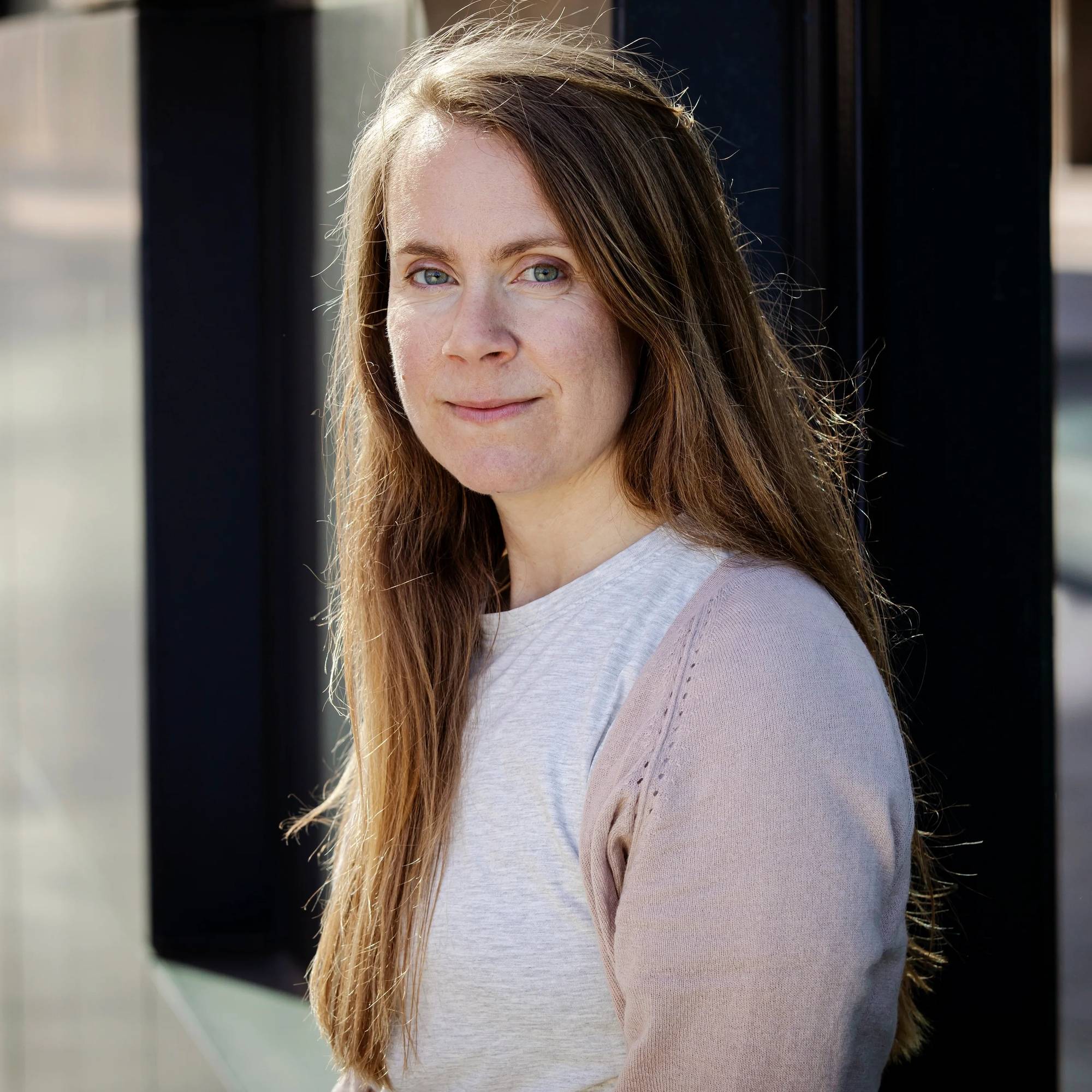 Anmeldelse: «Odelsskam» av Maria Lavik – Anmeldelser og anbefalinger