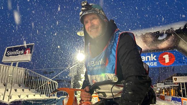 Roger (73) med ny rekord etter sterk innspurt i Finnmarksløpet – NRK ...