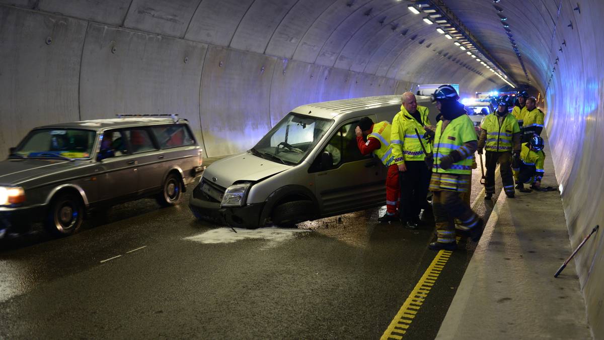 Trafikkulykke På E18 I Larvik Nrk Vestfold Og Telemark Lokale