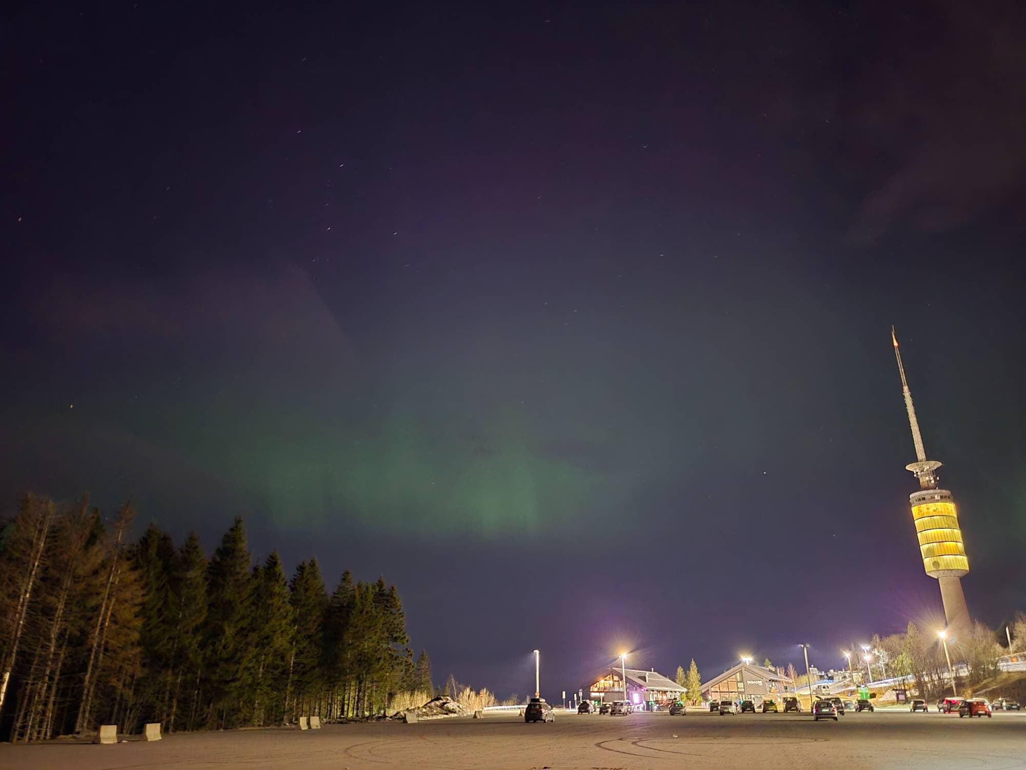 Nordlys over Noreg – NRK Norge – Oversikt over nyheter fra ulike deler ...