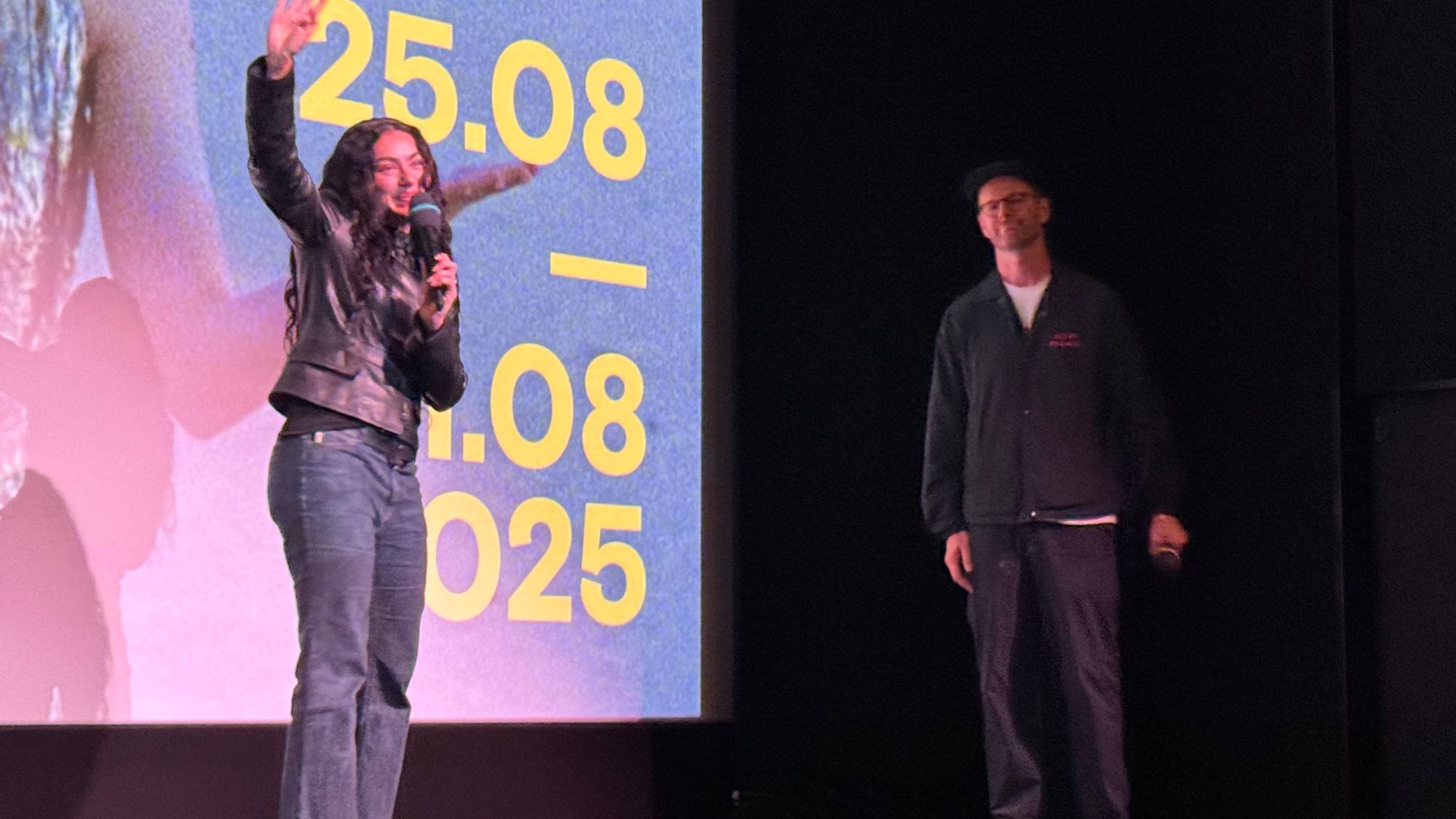 Charli XCX introduserte «Affeksjonsverdi» på Vega Scene – NRK Kultur og ...