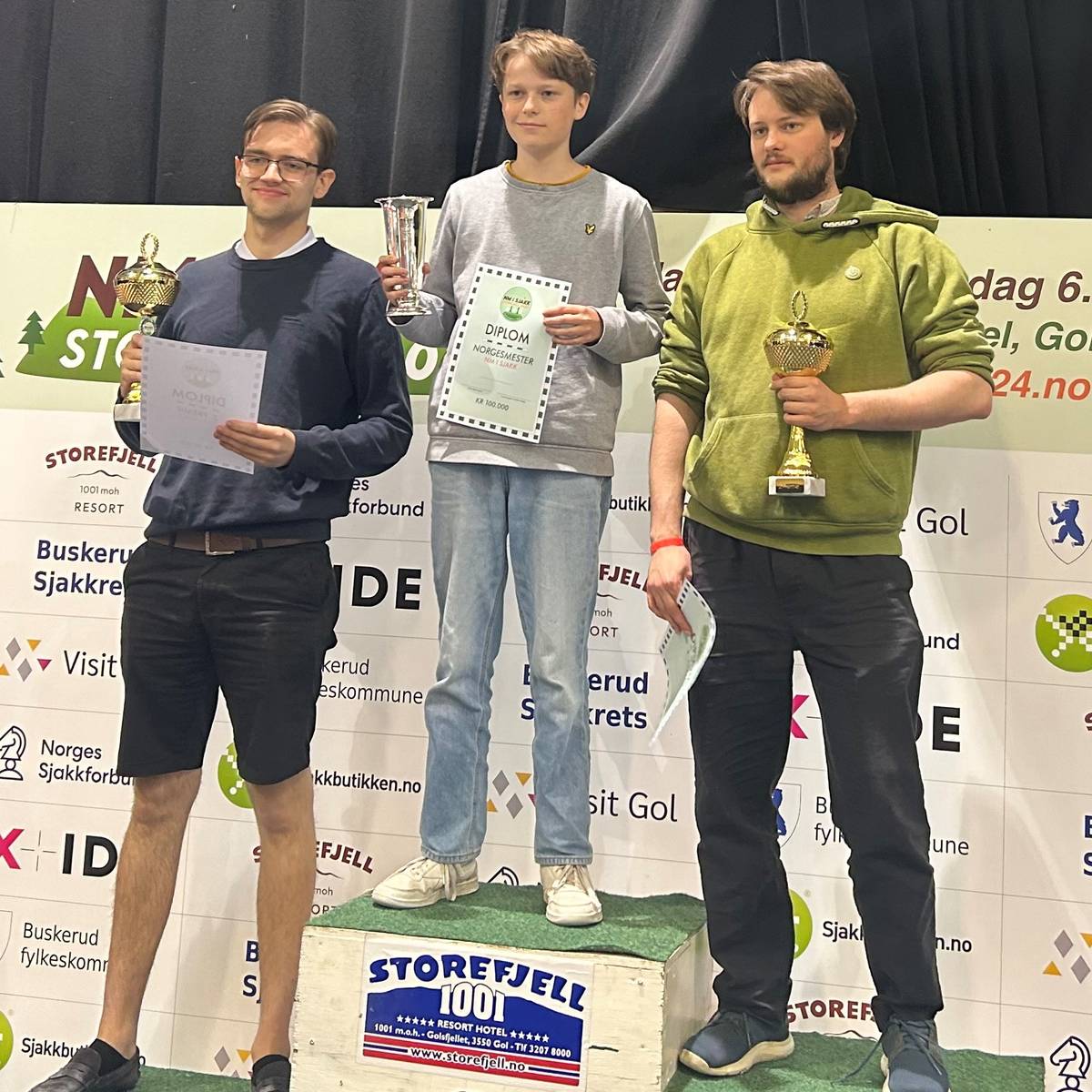 Overgjekk Magnus Carlsen som ung – Torstein Bae har bevisst aldri nemnt ...