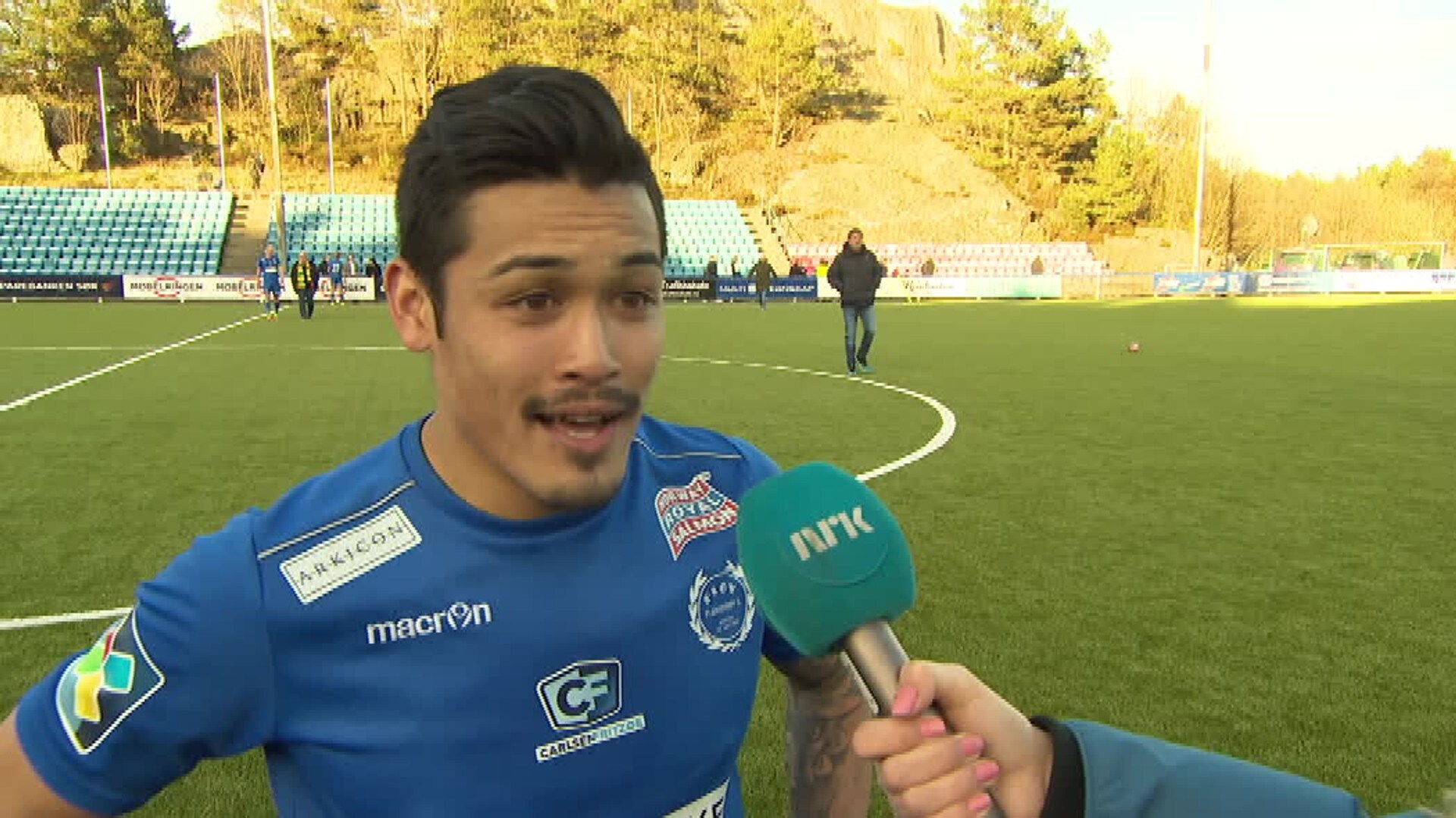 Fløy-spiller Tony Vo – NRK Sørlandet – Lokale nyheter, TV og radio