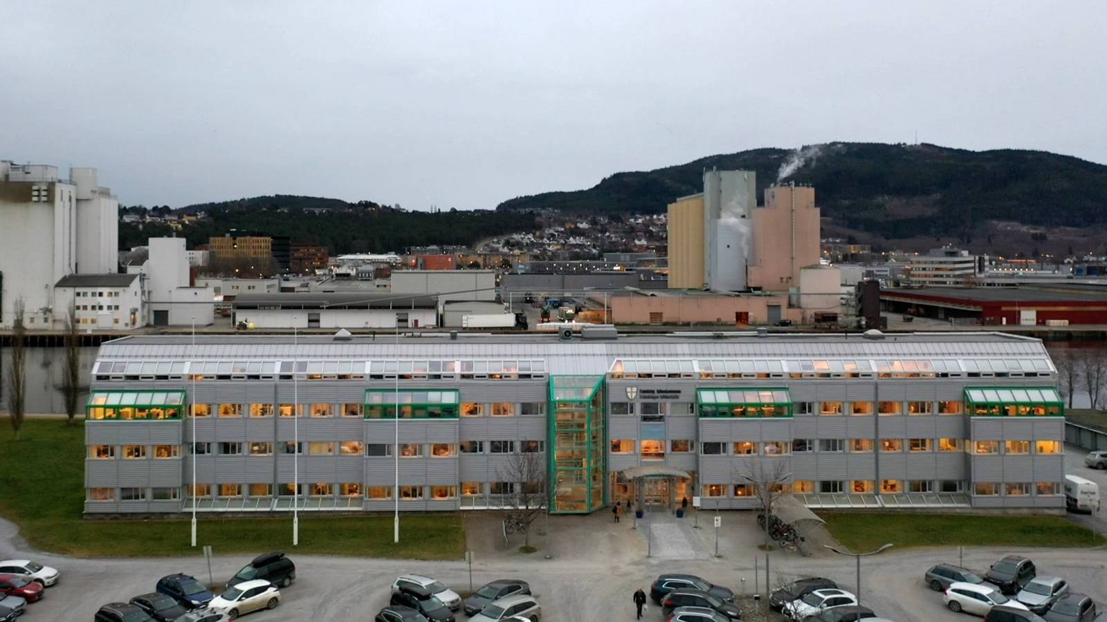 Fylkeskommuner skal spare millionbeløp på færre jobbreiser i år – NRK Trøndelag – Lokale nyheter ...