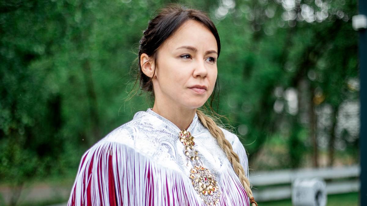 Sandra Andersen Eira (38) er gravid og fremmedkriger i Ukraina – NRK Sápmi