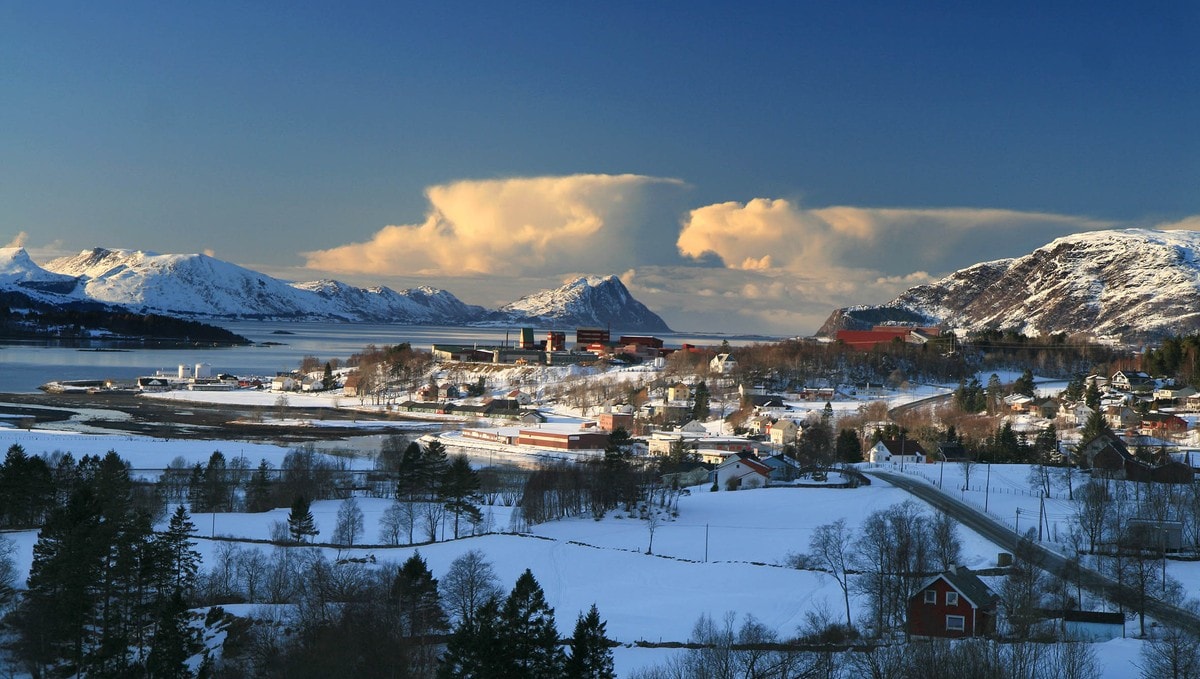 Folkemøte i Åheim om kommunereformen – NRK Møre og Romsdal – Lokale ...