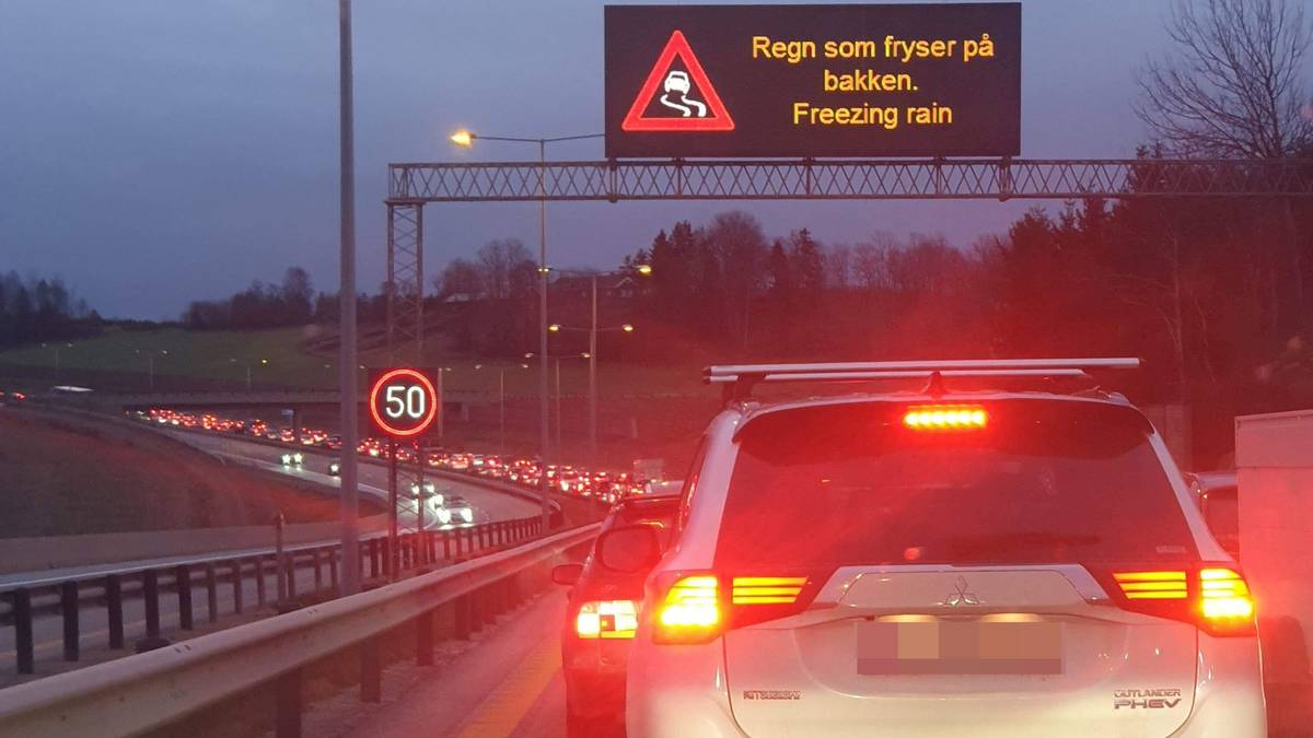Underkjølt Regn Førte Til Kjedekollisjoner Nrk Vestfold Og Telemark