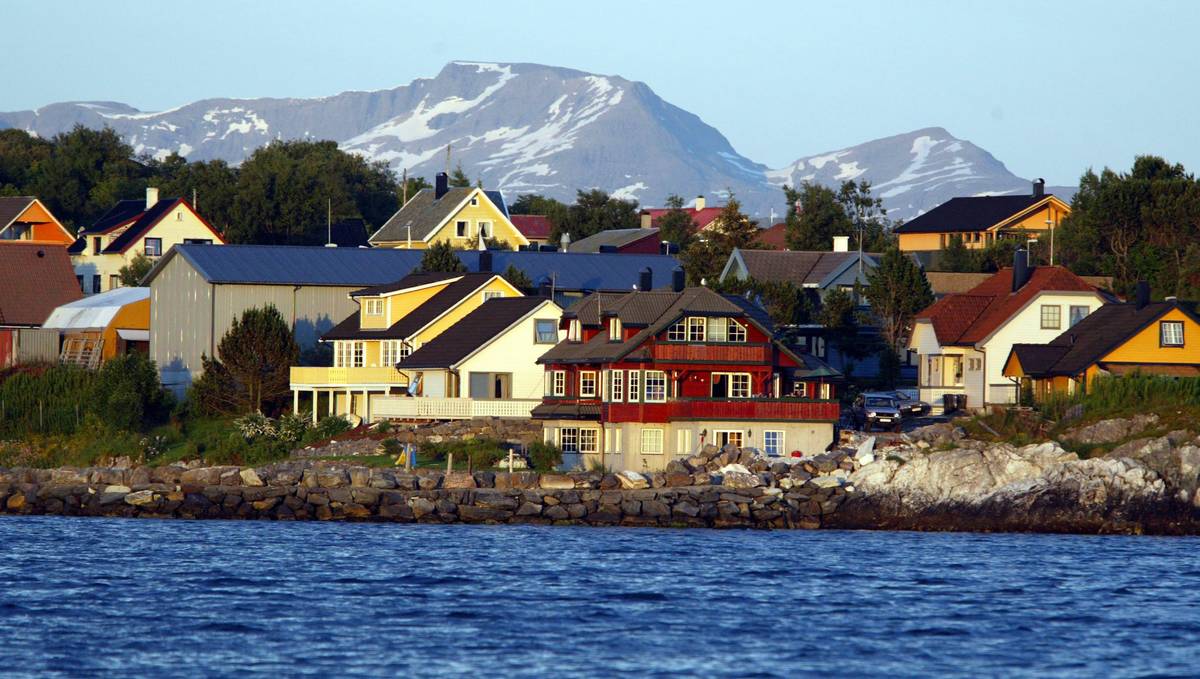 Fleire fryktar at vindmøller skal kome for tett på Florø – NRK Vestland