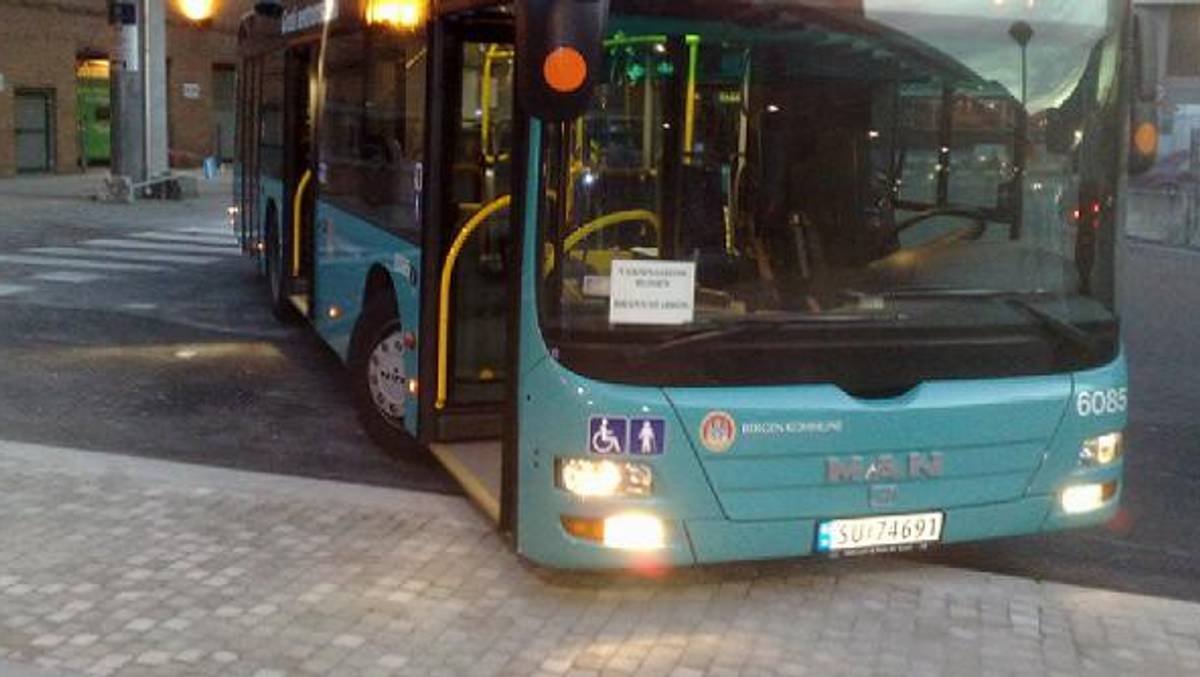 Vil ta betaling på gratisbussen – NRK Vestland