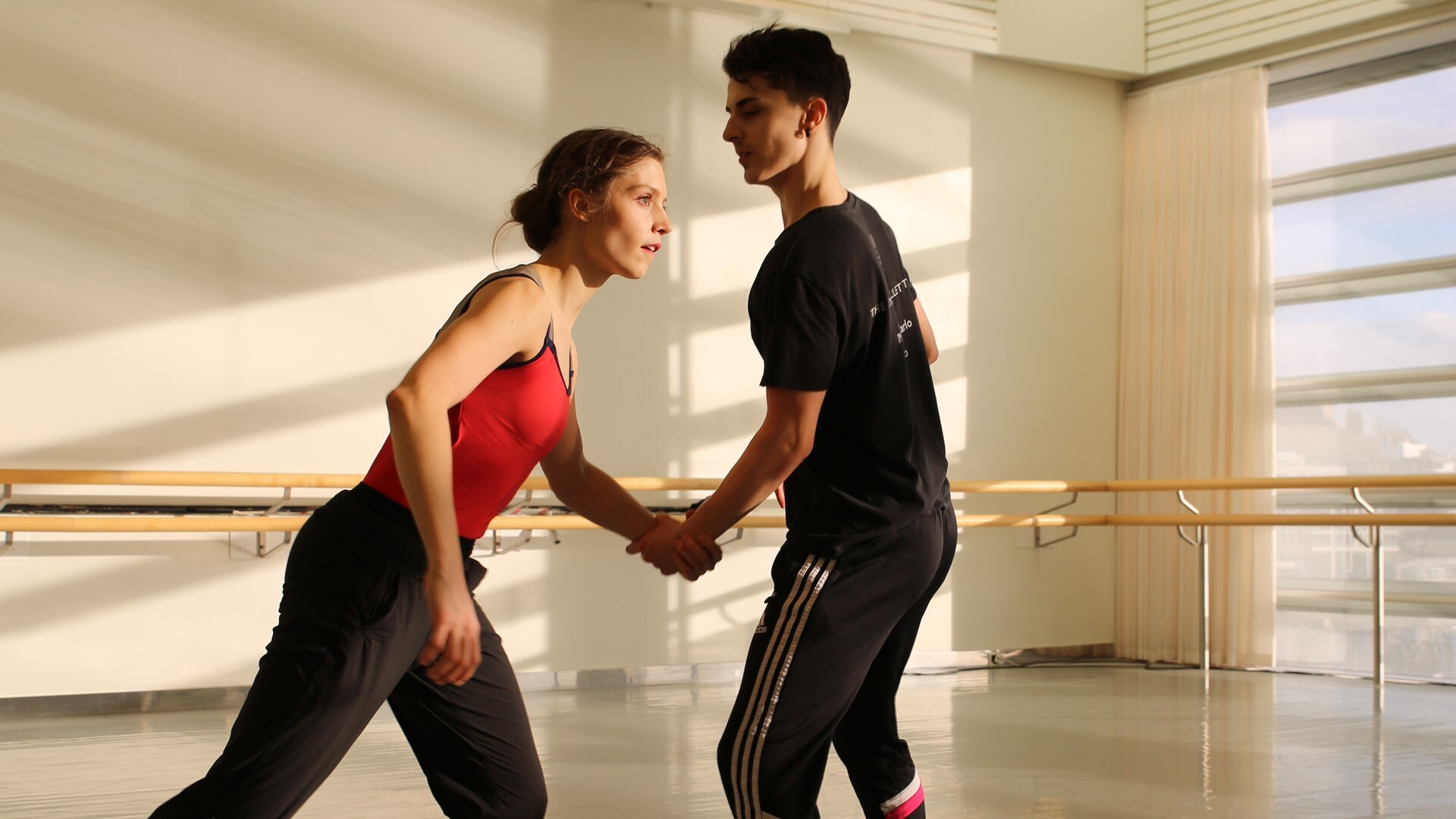 Anette Antal og Luca Curreli om å danse – NRK