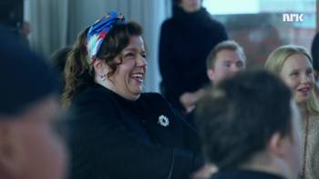 A-laget: En unik portrettserie med kjente personligheter – Programomtaler