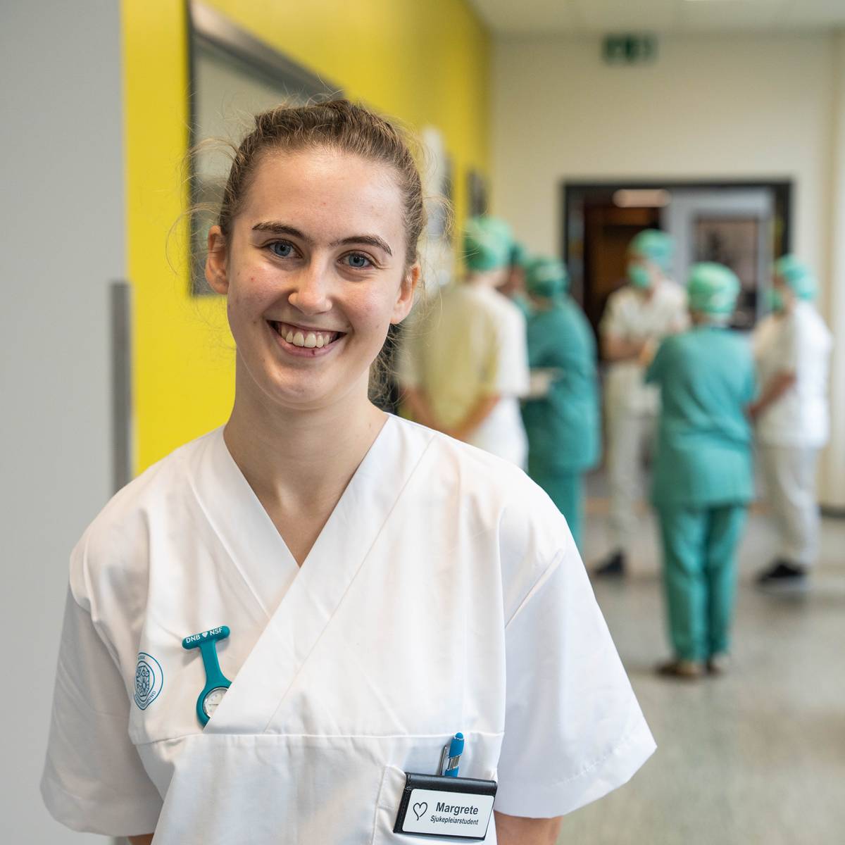 Fjernet karakterkrav på studier: Nå øker antall lærer- og sykepleierstudenter – NRK Vestland