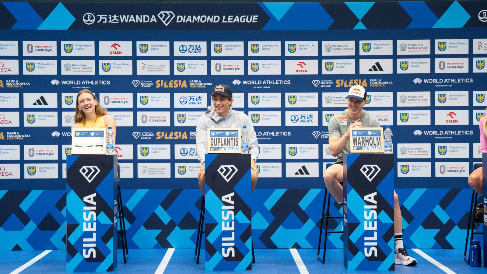 Karsten Warholm avslører to måneders knallhardt kjør før Diamond League ...