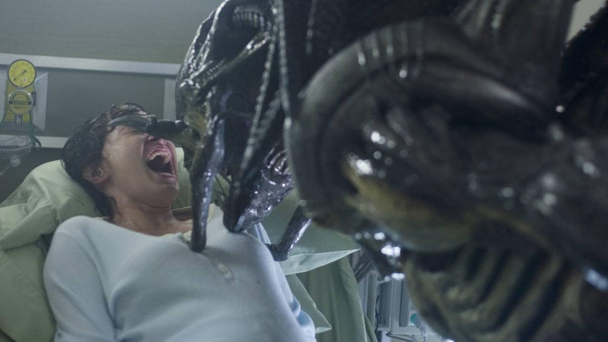 Anmeldelse: «Aliens vs Predator: Requiem» – Filmpolitiet
