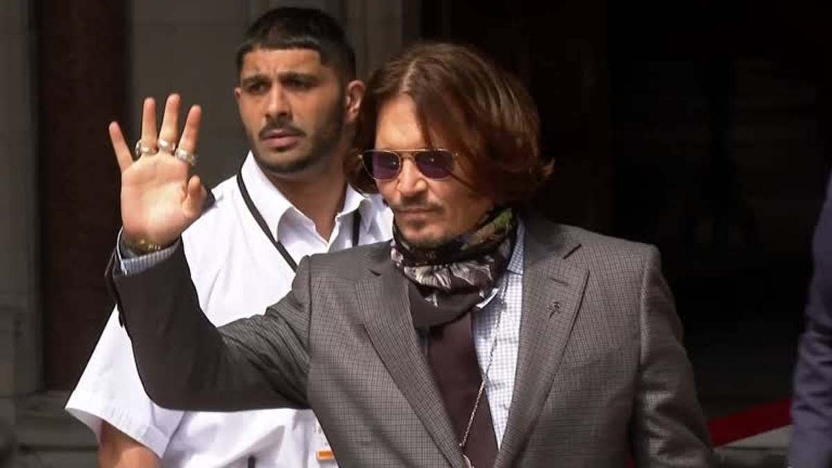 Johnny Depp sparkes fra storfilm – NRK Norge – Oversikt over nyheter ...